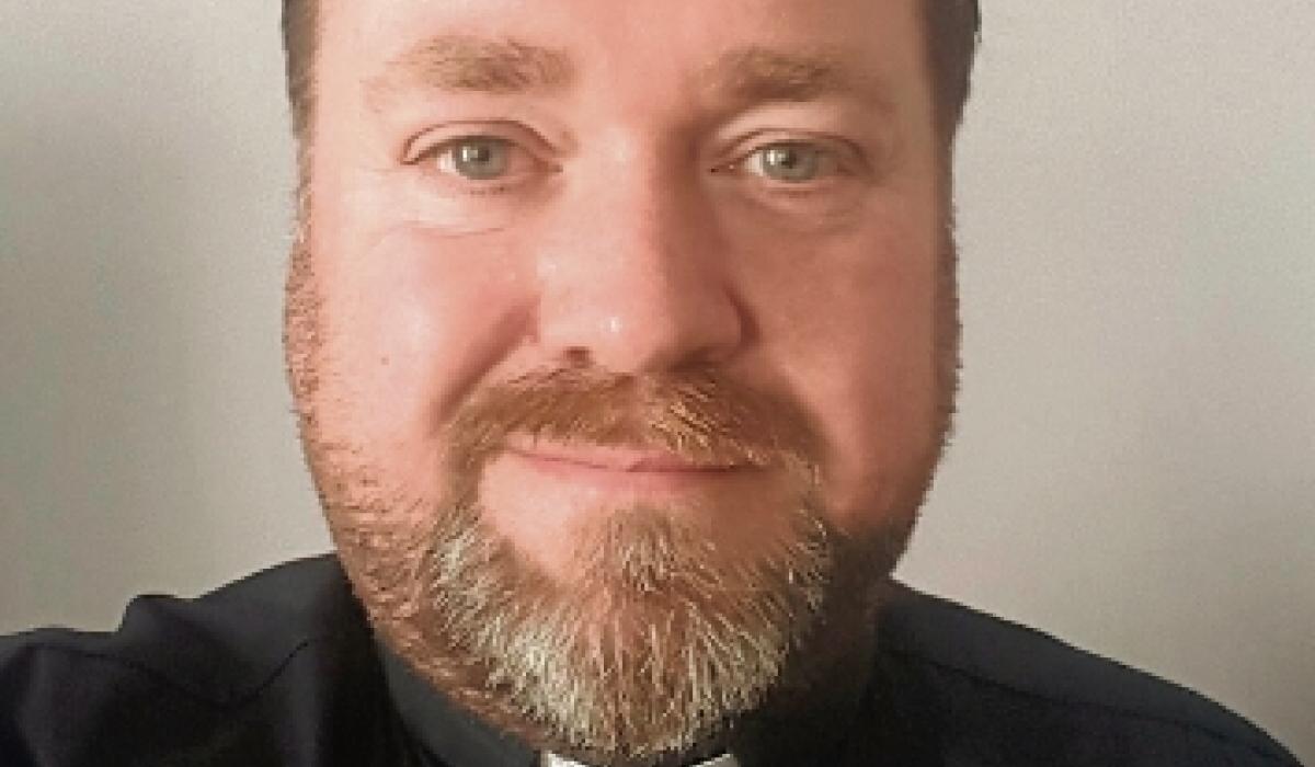 Popular priest departs from ordained ministry after 23 years - Donegal Live