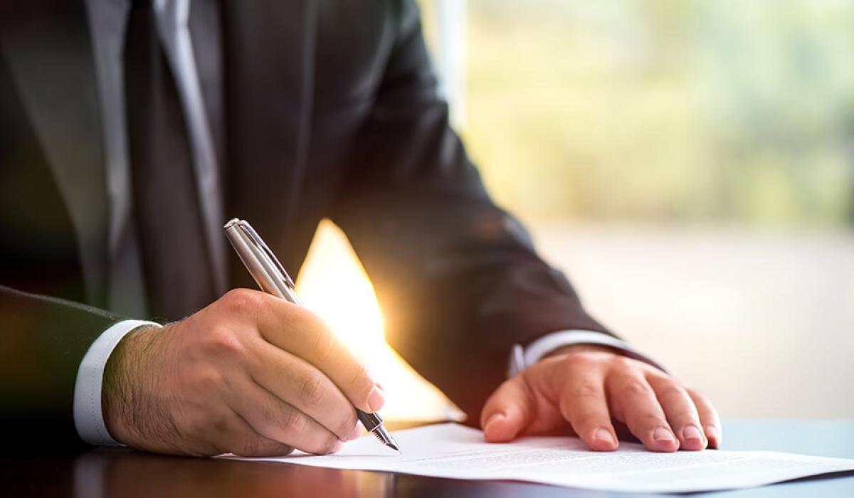 LEGAL COLUMN: Commercial contracts - all you need to know - Donegal Live