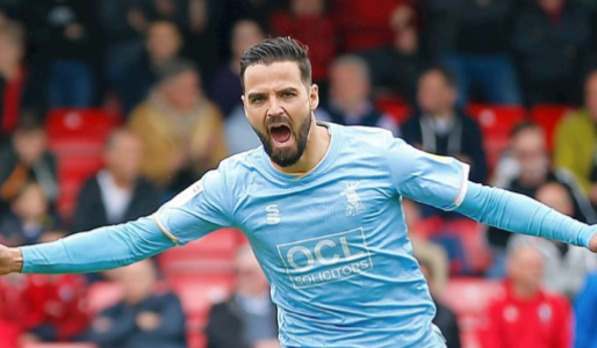 Donegal's Stephen McLaughlin clinches promotion with Mansfield Town to League One - Donegal Live