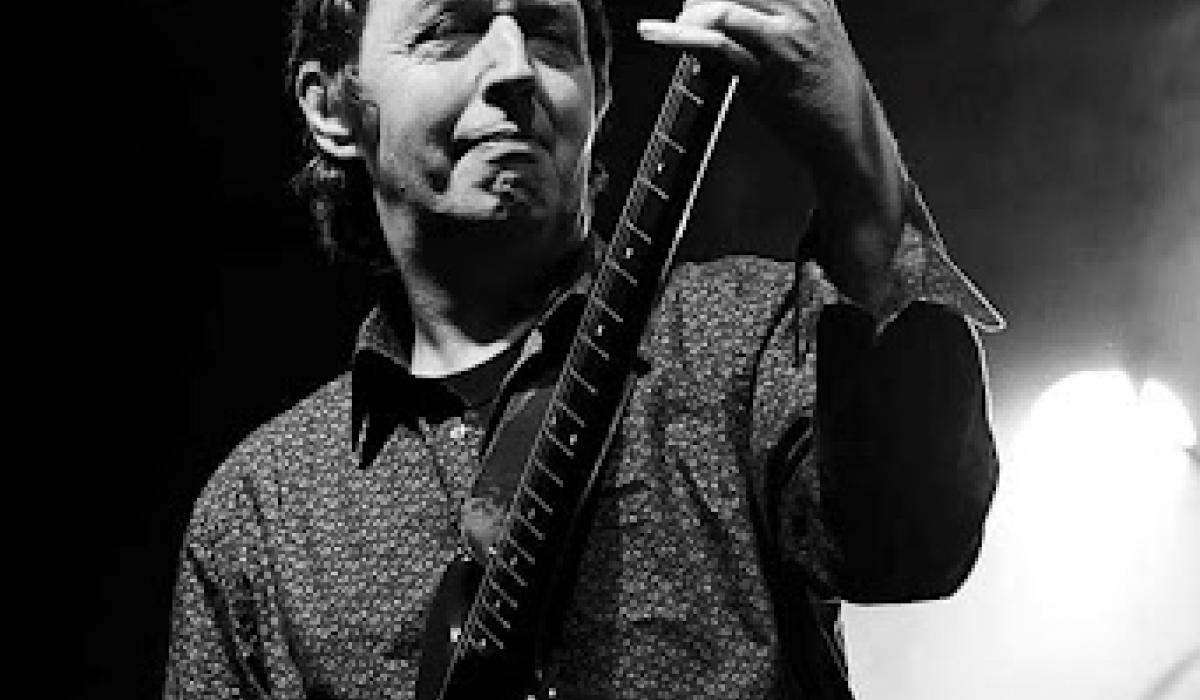 Horseslips' Johnny Fean remembered in Derry Month's Mind Mass - Donegal ...