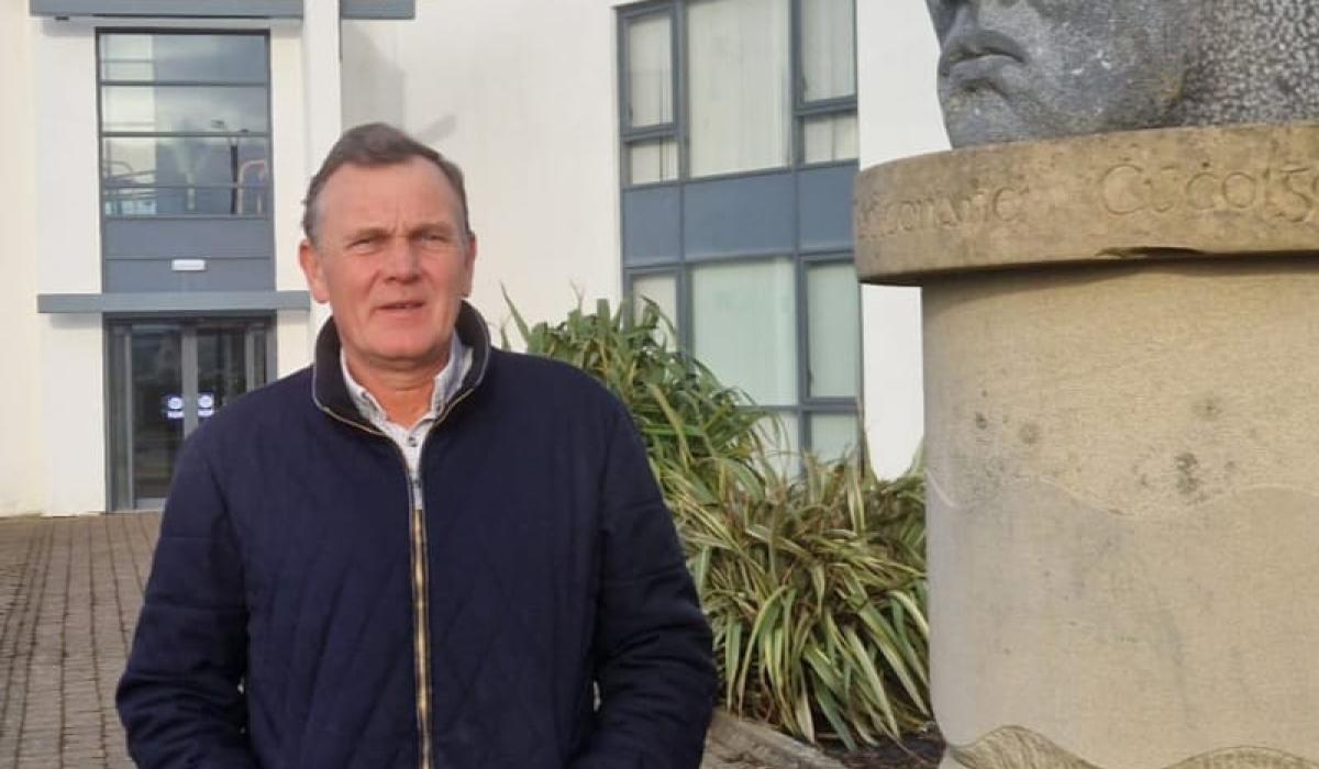 Abolition of town councils remains thorny issue on 10th anniversary of ...