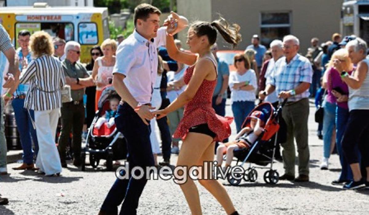 In pictures: Crowds and sun out for final day of Clonmany Festival ...