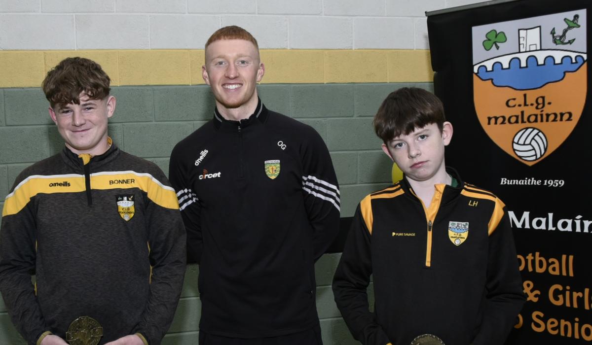 In Pictures: Special guest Oisin Gallen presents Malin GAA's underage ...