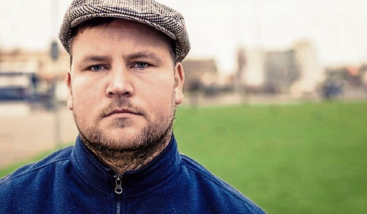 Watch: Love/Hate actor heaps praise on Donegal restaurant - Donegal Live