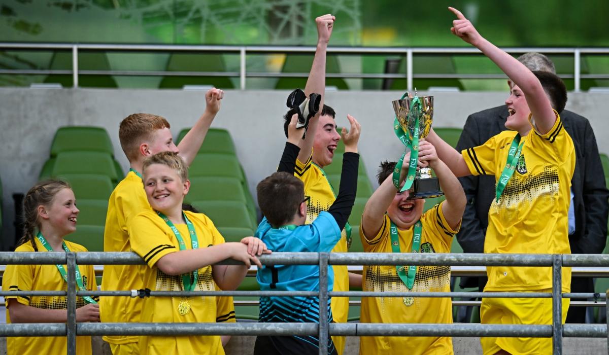 Scoil Íosagáin triumph at FAI Primary 5s National Finals Football for ...