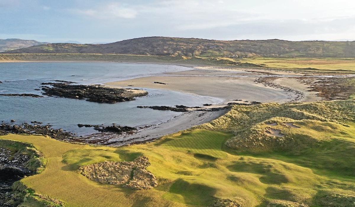 Over 100 fencing posts damaged and discarded at Narin and Portnoo Golf ...