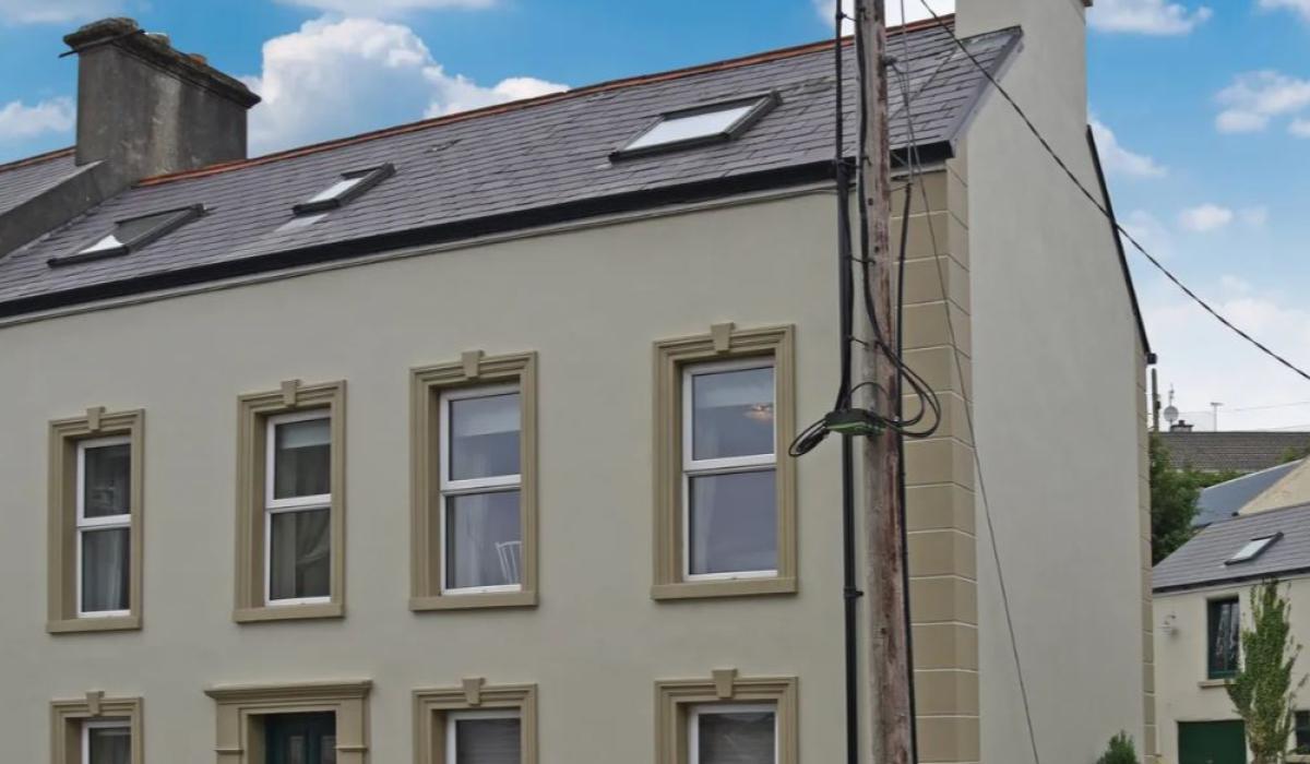 A house which marries modernity and traditional grandeur in Killybegs ...