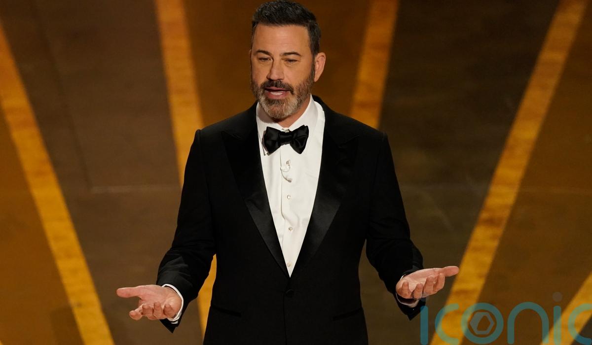 US comedian pokes fun at Irish actors in Oscars monologue - Donegal Live