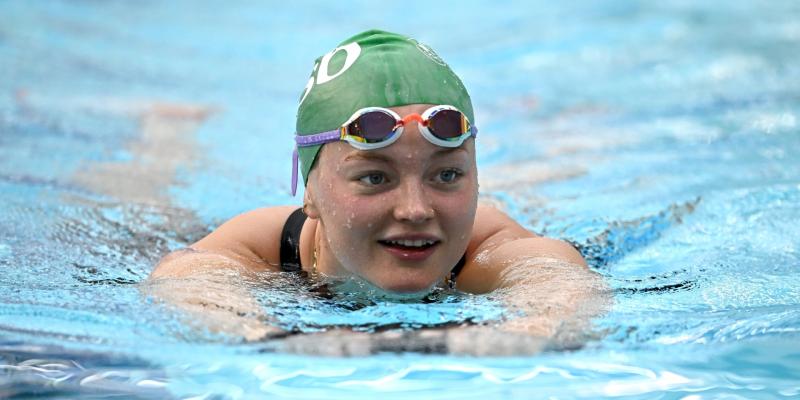 Mona McSharry breezes into Olympic 100m breaststroke semi-finals ...
