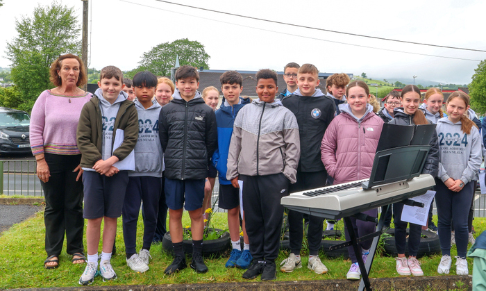 In pictures: Scoil Aodh Rua agus Nuala receive Nature Hero Award - Page ...